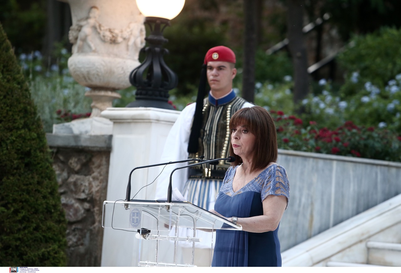 Επέτειος αποκατάστασης της Δημοκρατίας – Σακελλαρόπουλου: Ο διχαστικός ...