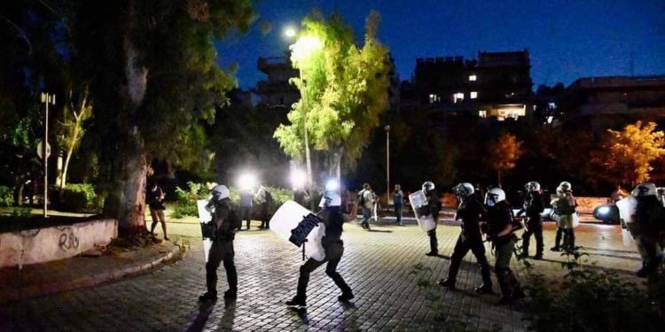 Πανεπιστημιακή Αστυνομία: Επεισοδιακή πρεμιέρα στην Πανεπιστημιούπολη ...